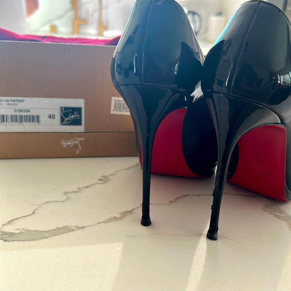 Christian Louboutin 120 Filo Patent Black Heels - Gem